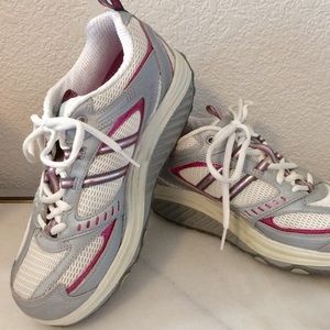 Skechers Shoes | Skecher Street Silver Glitter Pom Sneakers New | Poshmark